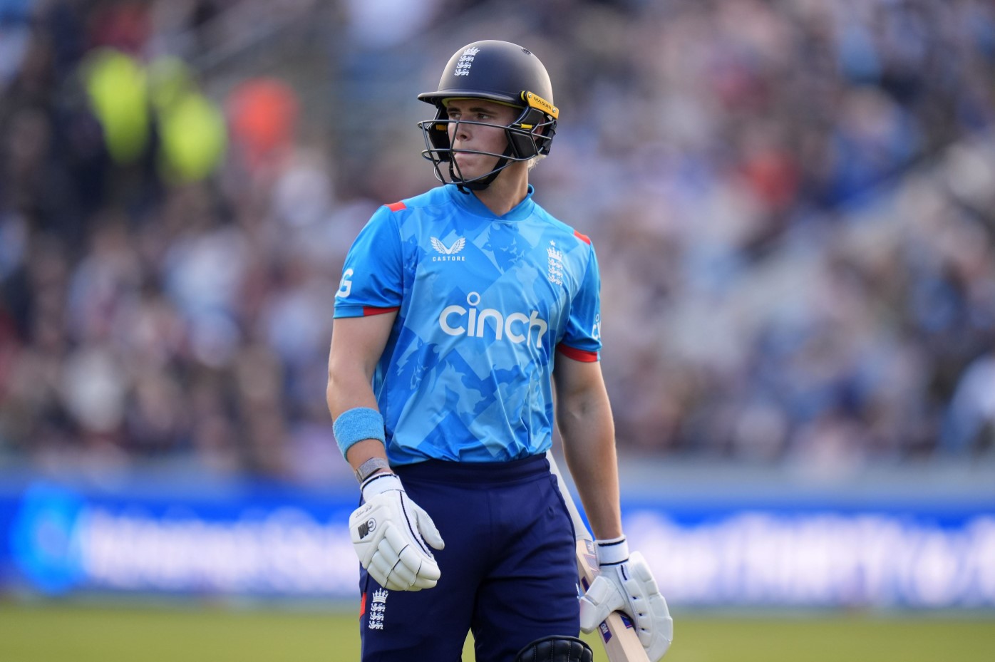 Interesting Facts Of Jacob Bethell's England Cricket Debut